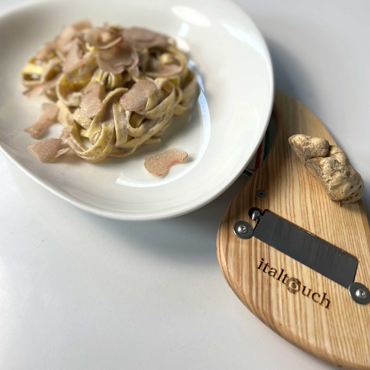Truffle Slicer Full Wood – Truffleman Dubai
